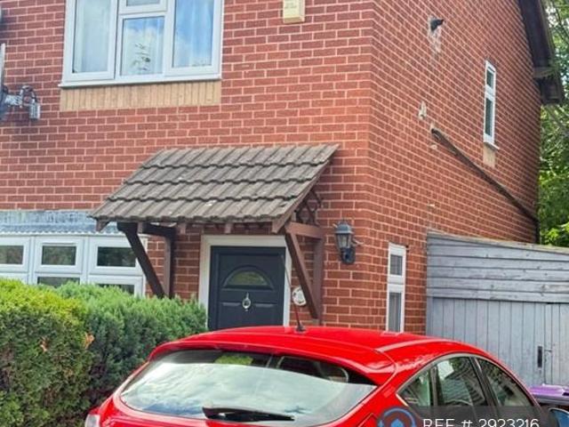2 bedroom semi detached house to rent