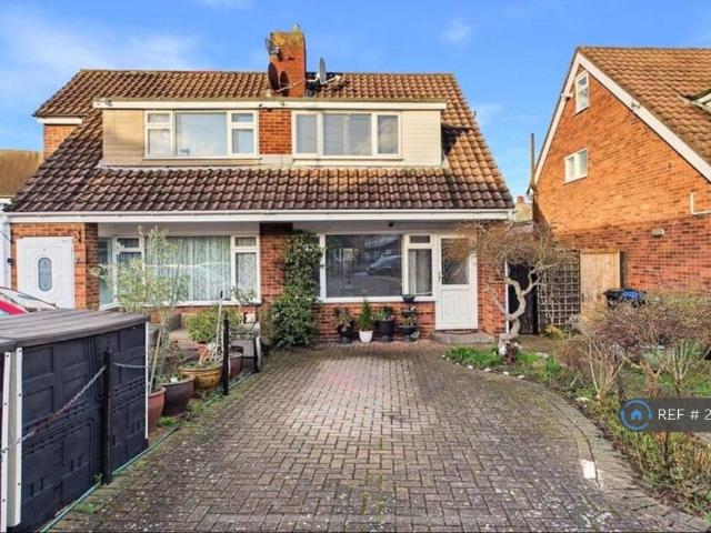 2 bedroom semi detached house to rent