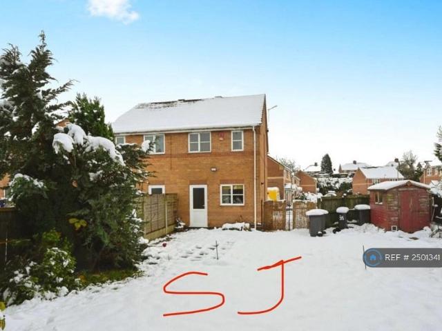 2 bedroom semi detached house to rent