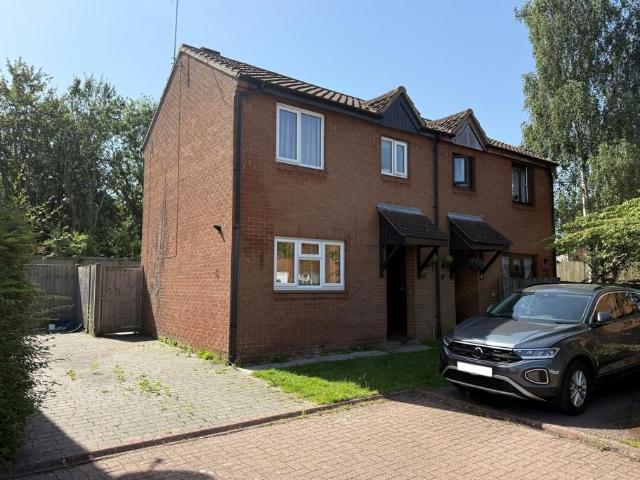 2 bedroom semi detached house to rent