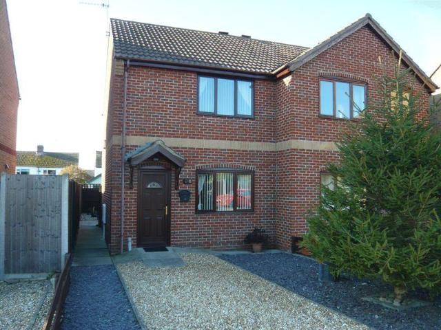 2 bedroom semi detached house to rent