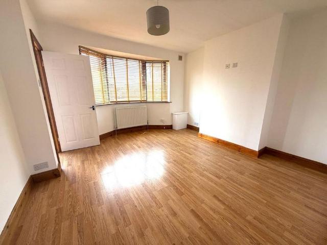 2 bedroom semi detached house to rent