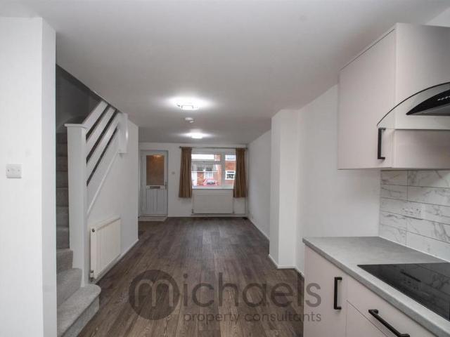 2 bedroom semi detached house to rent