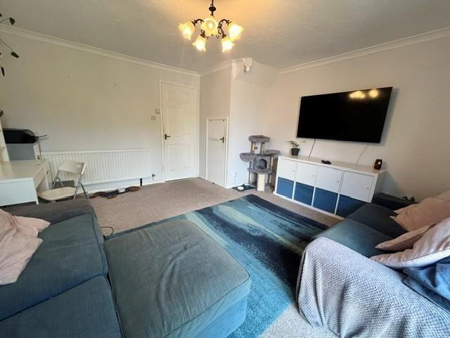 2 bedroom semi detached house to rent