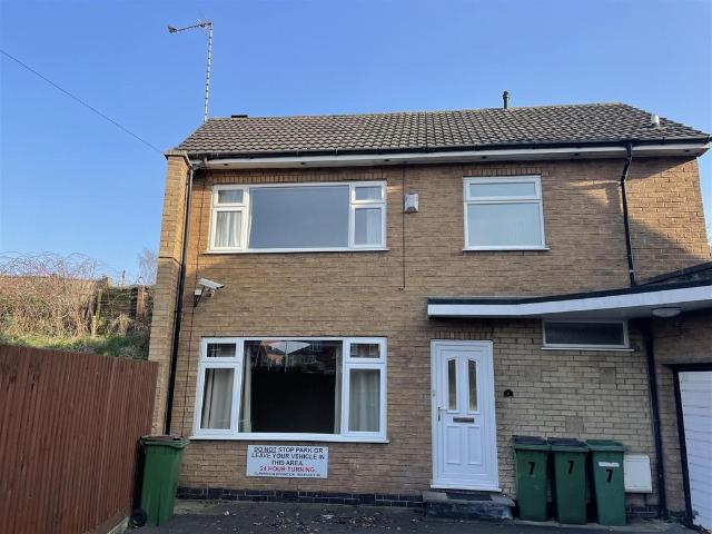 2 bedroom semi detached house to rent