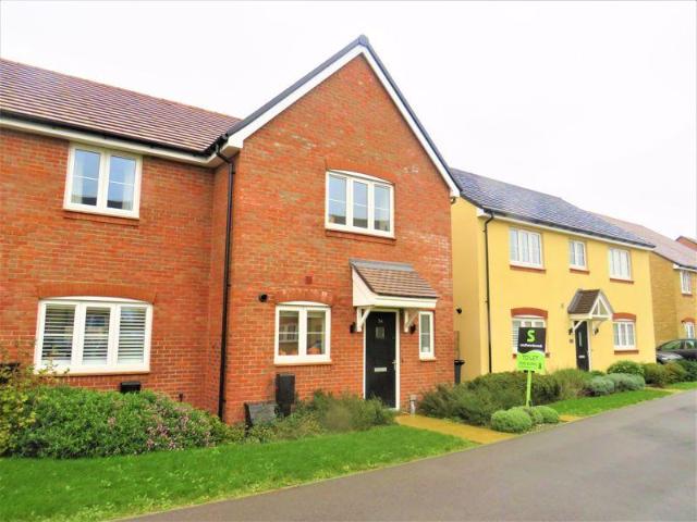 2 bedroom semi detached house to rent