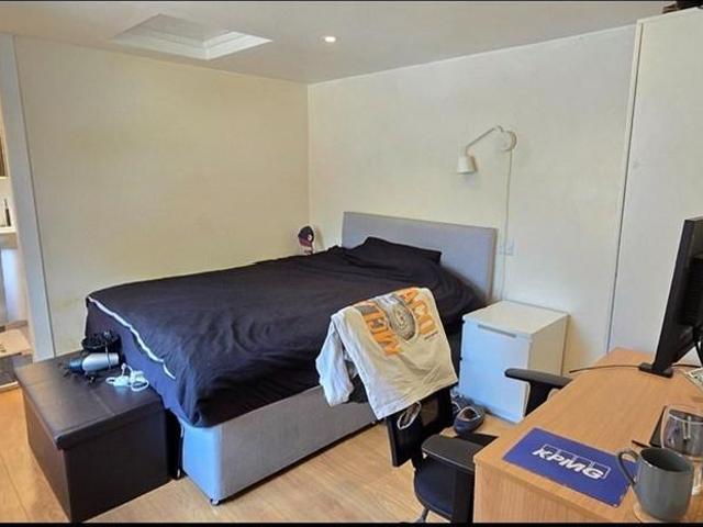2 bedroom semi detached house to rent