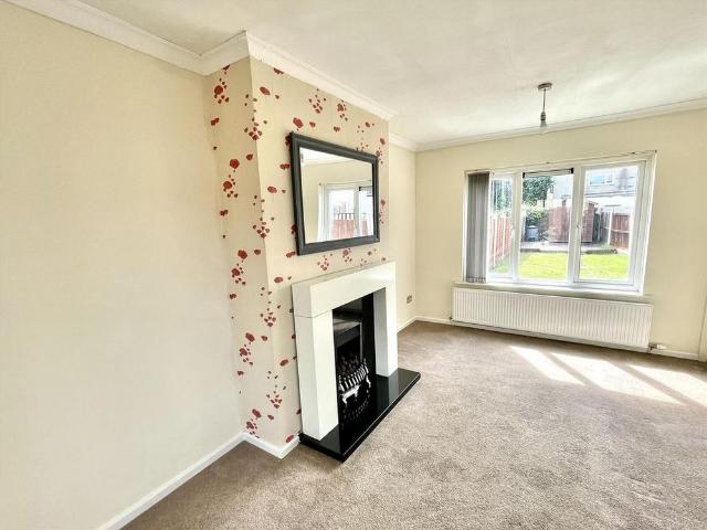 2 bedroom semi detached house to rent
