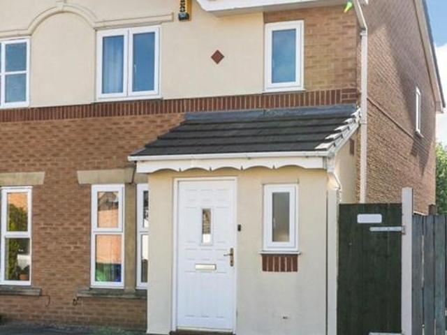 2 bedroom semi detached house to rent
