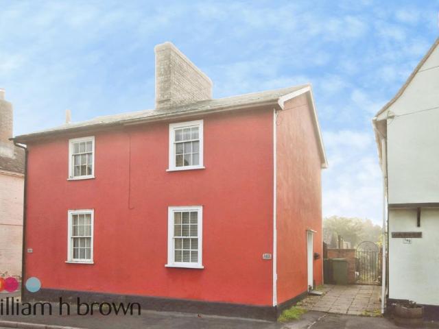 2 bedroom semi detached house to rent