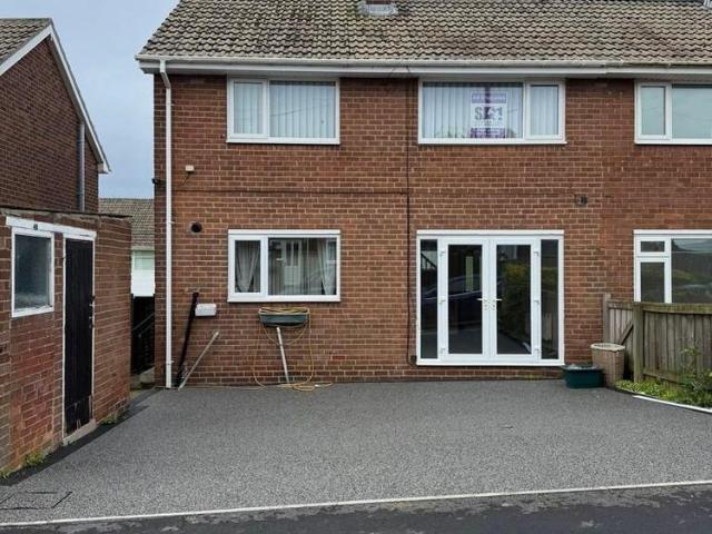 2 bedroom semi detached house to rent