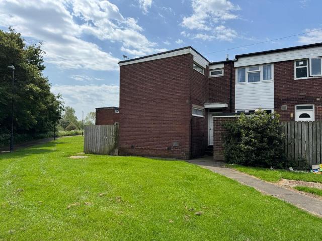 2 bedroom semi detached house to rent