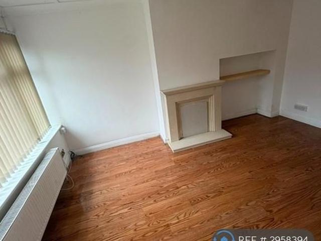 2 bedroom semi detached house to rent