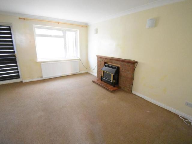 2 bedroom semi detached house to rent