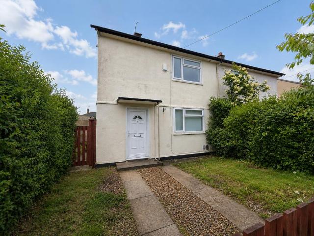 2 bedroom semi detached house to rent