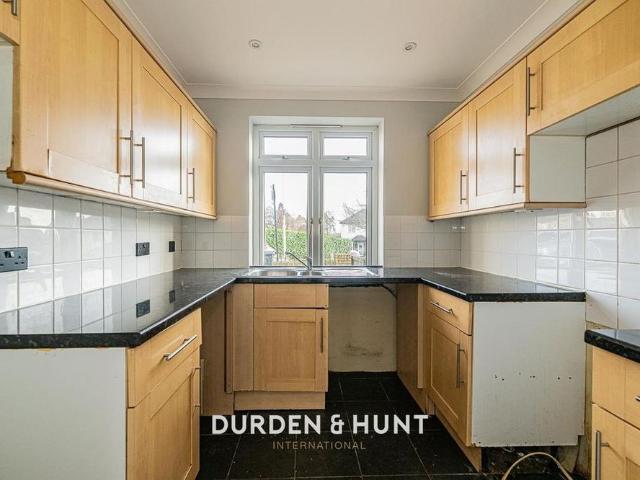2 bedroom semi detached house to rent