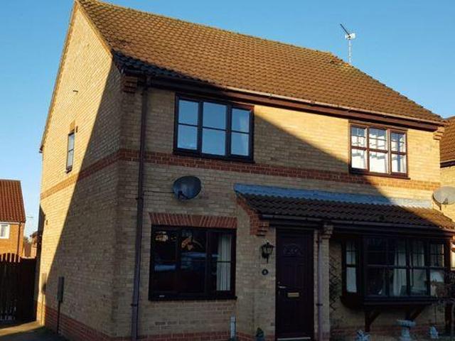 2 bedroom semi detached house to rent