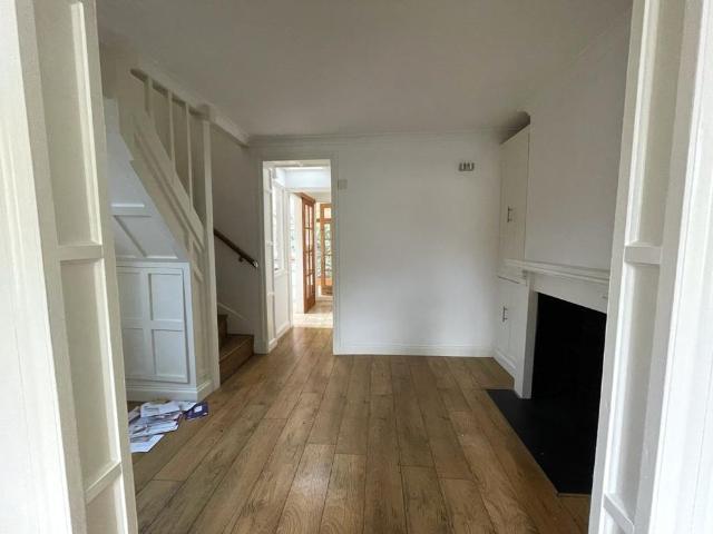 2 bedroom semi detached house to rent