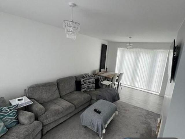2 bedroom semi detached house to rent