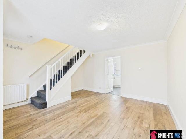 2 bedroom semi detached house to rent