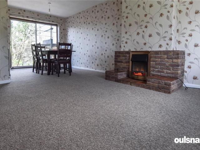 2 bedroom semi detached house to rent