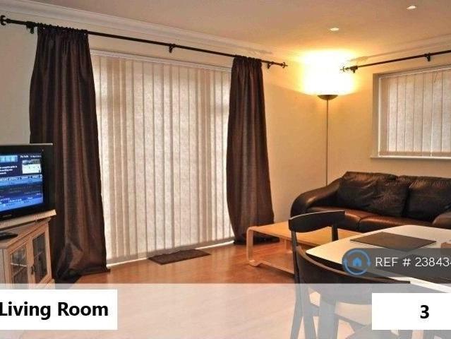 2 bedroom semi detached house to rent