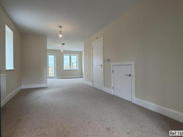 2 bedroom semi detached house to rent