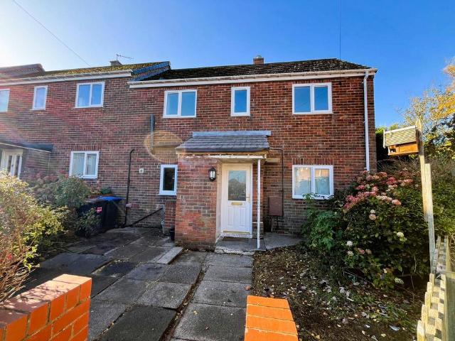 2 bedroom semi detached house to rent