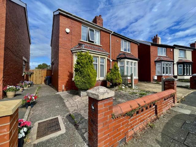 2 bedroom semi detached house to rent