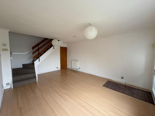 2 bedroom semi detached house to rent