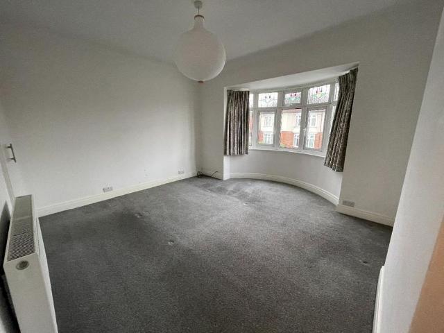 2 bedroom semi detached house to rent