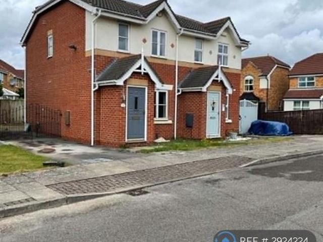 2 bedroom semi detached house to rent