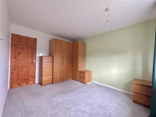 2 bedroom semi detached house to rent