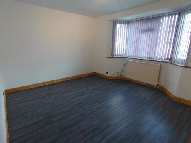 2 bedroom semi detached house to rent
