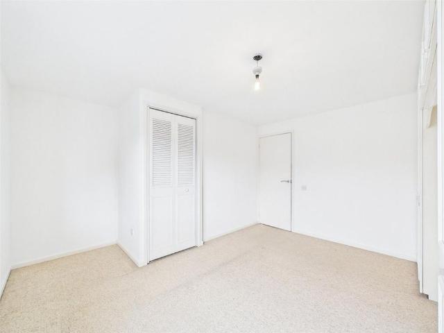 2 bedroom semi detached house to rent