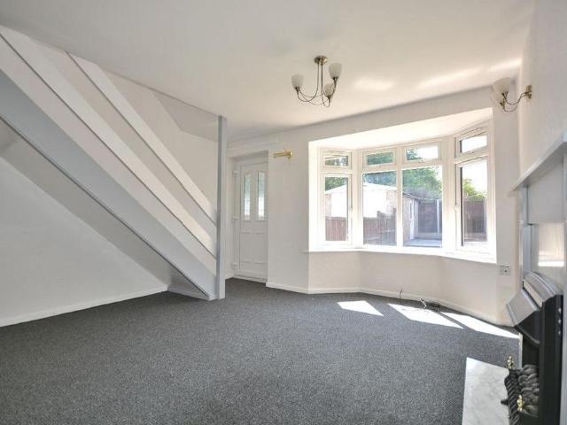 2 bedroom semi detached house to rent