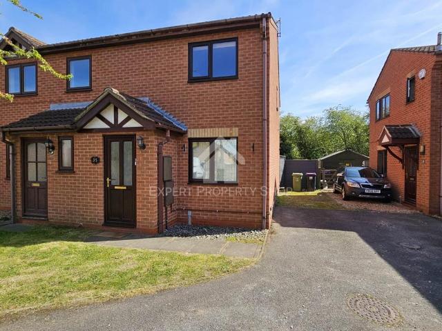 2 bedroom semi detached house to rent