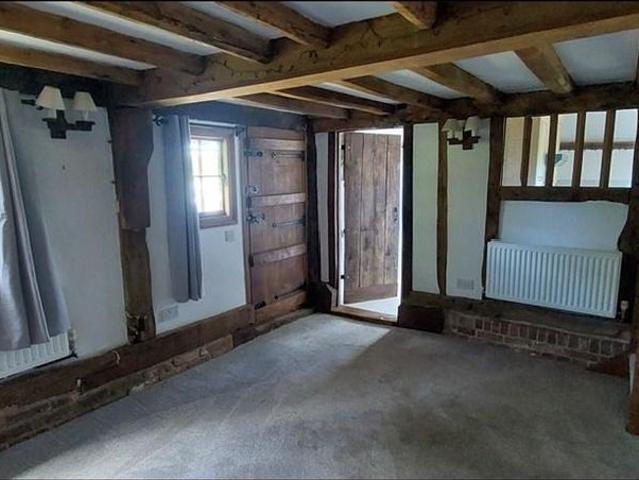 2 bedroom semi detached house to rent