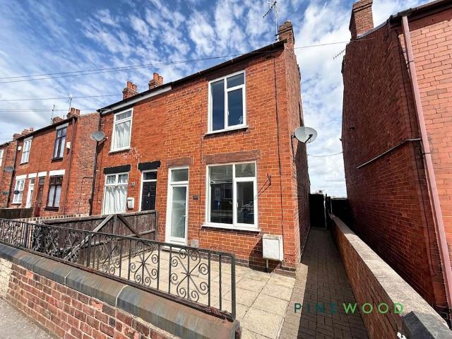 2 bedroom semi detached house to rent