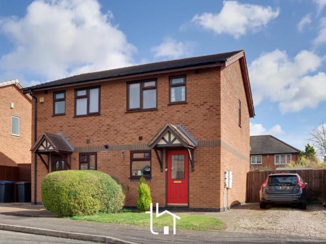 2 bedroom semi detached house to rent