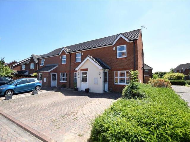 2 bedroom semi detached house to rent