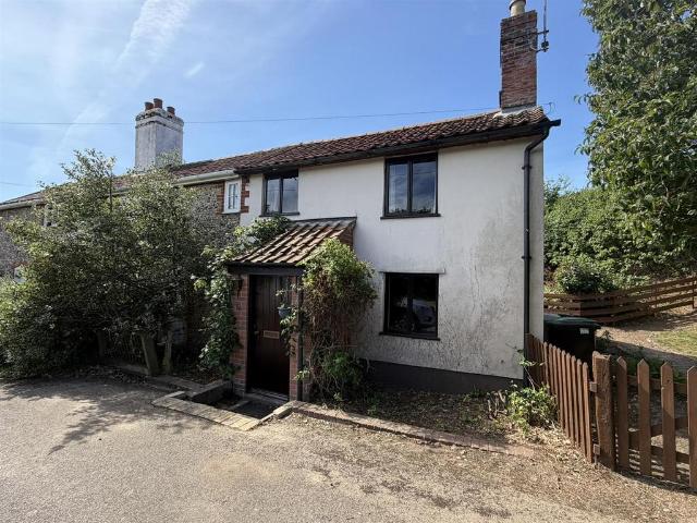 2 bedroom semi detached house to rent
