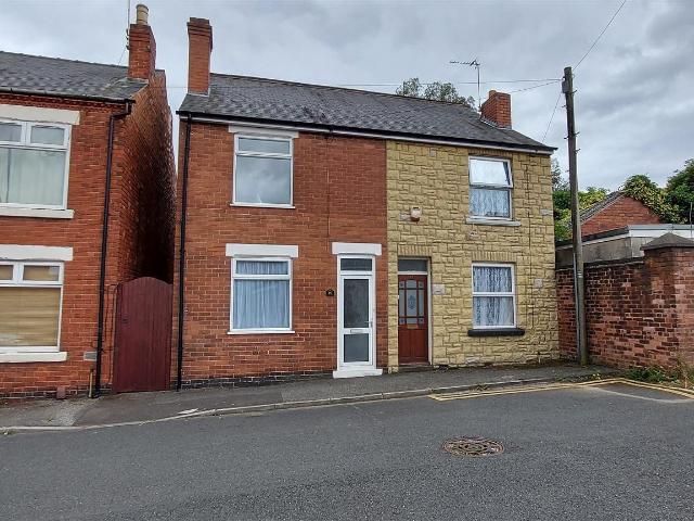 2 bedroom Semi detached house to rent