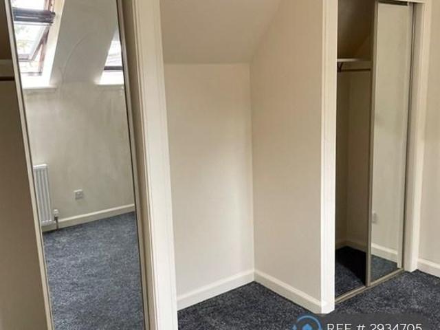 2 bedroom semi detached house to rent