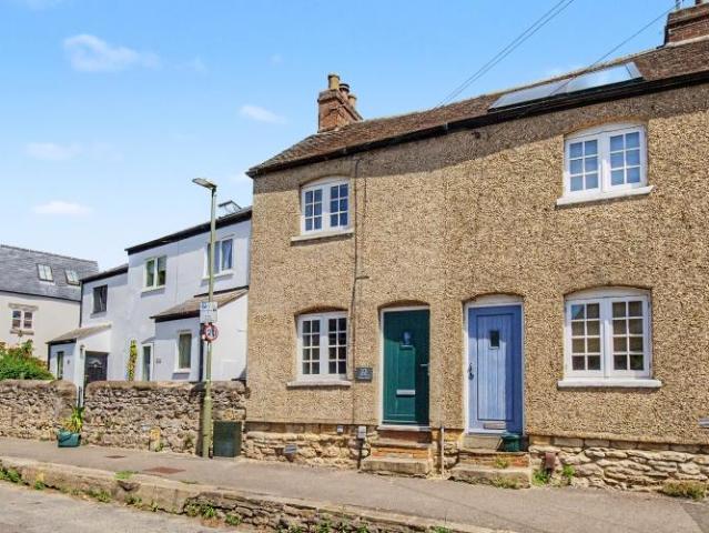 2 bedroom semi detached house to rent