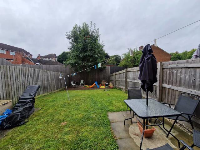 2 bedroom semi detached house to rent