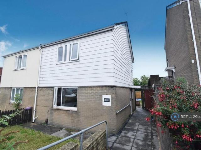 2 bedroom semi detached house to rent