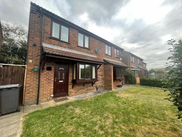 2 bedroom semi detached house to rent