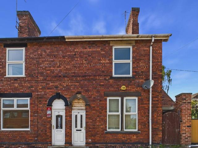 2 bedroom semi detached house to rent