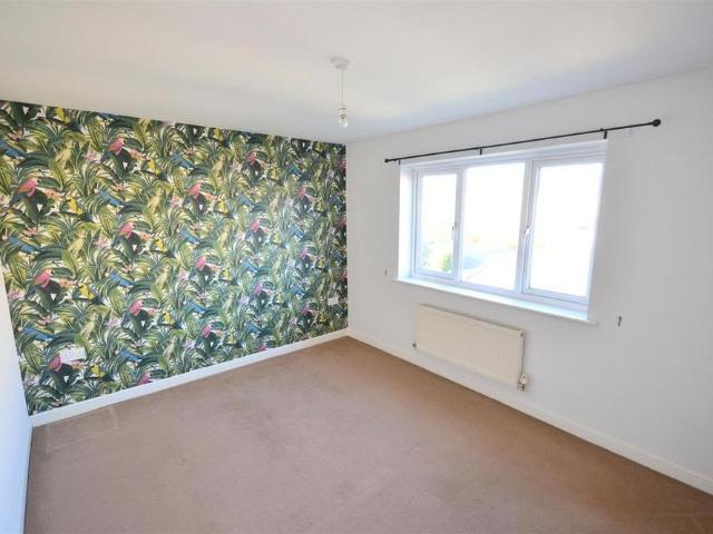 2 bedroom semi detached house to rent
